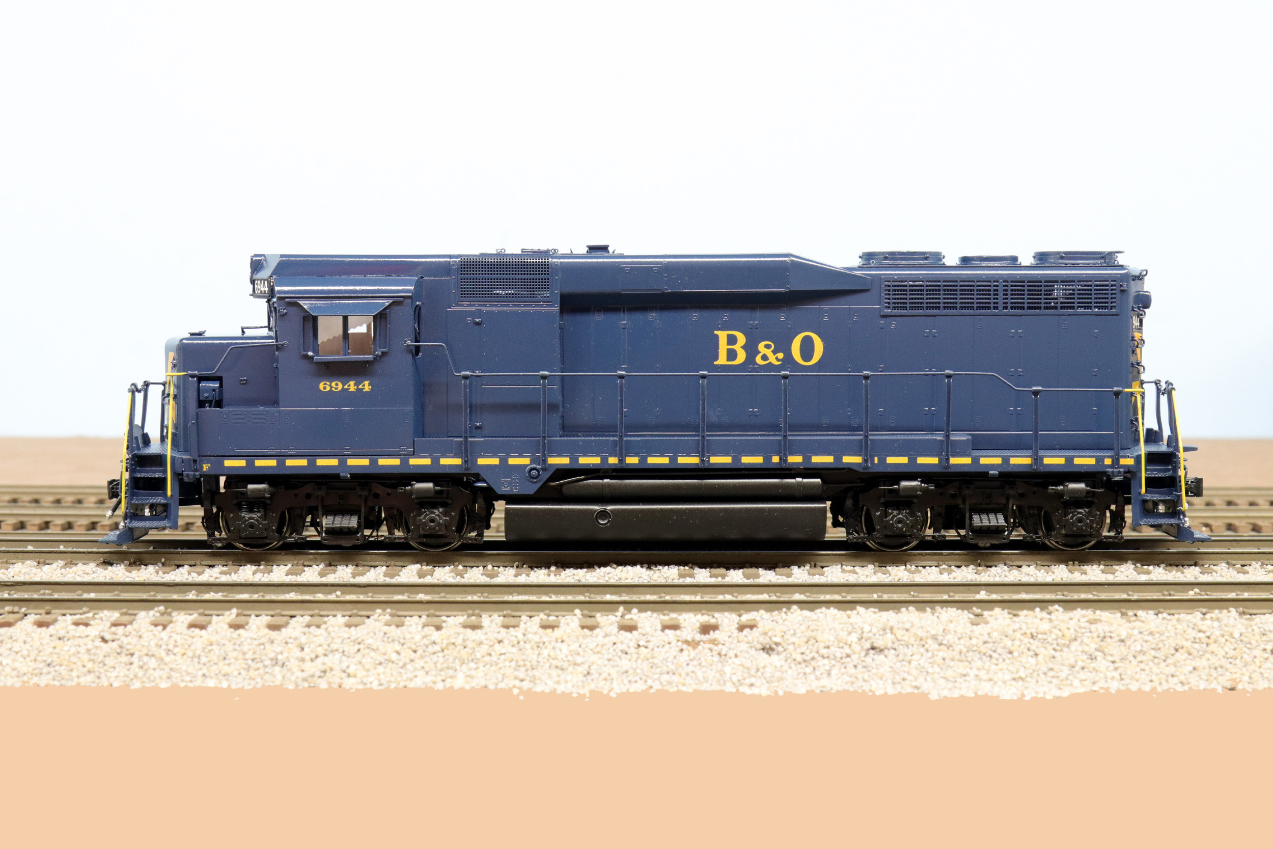 Lanes Trains S Scale B&O GP30 6944