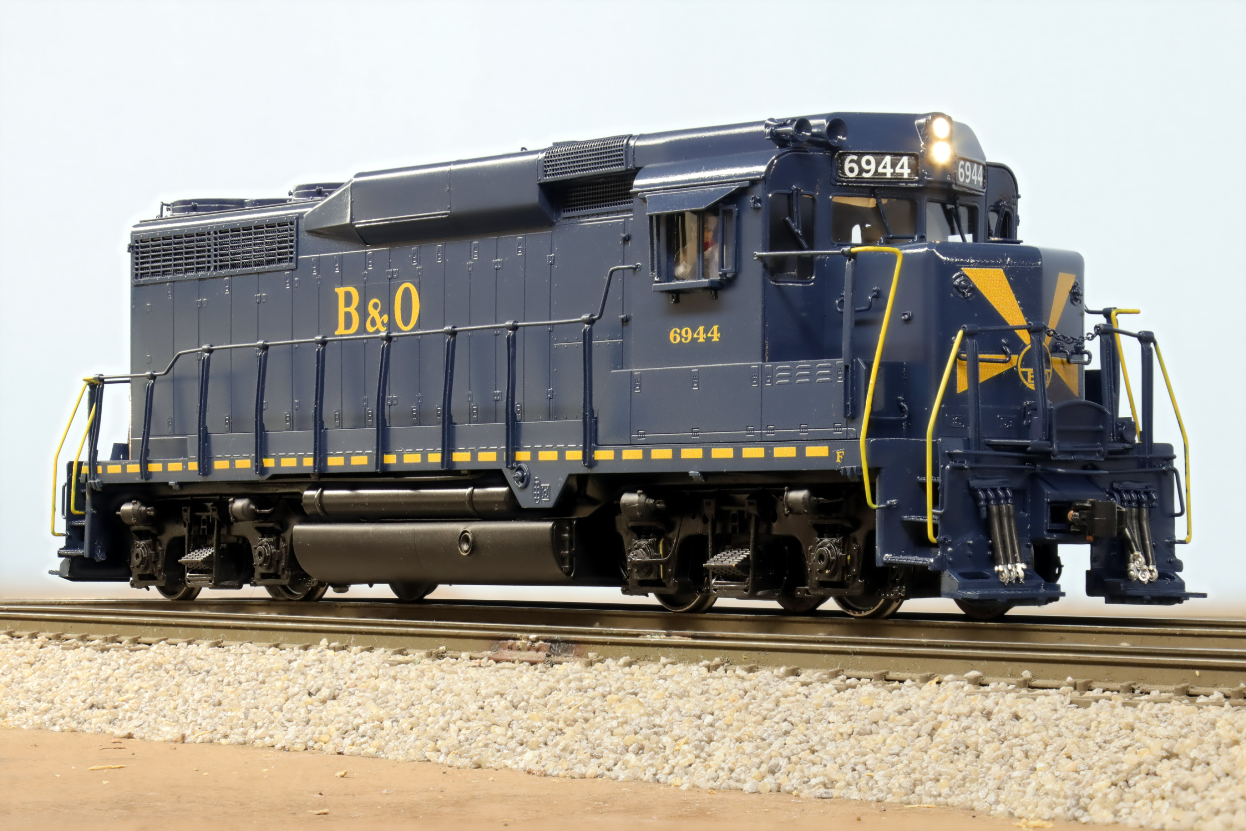 Lanes Trains S Scale B&O GP30 6944