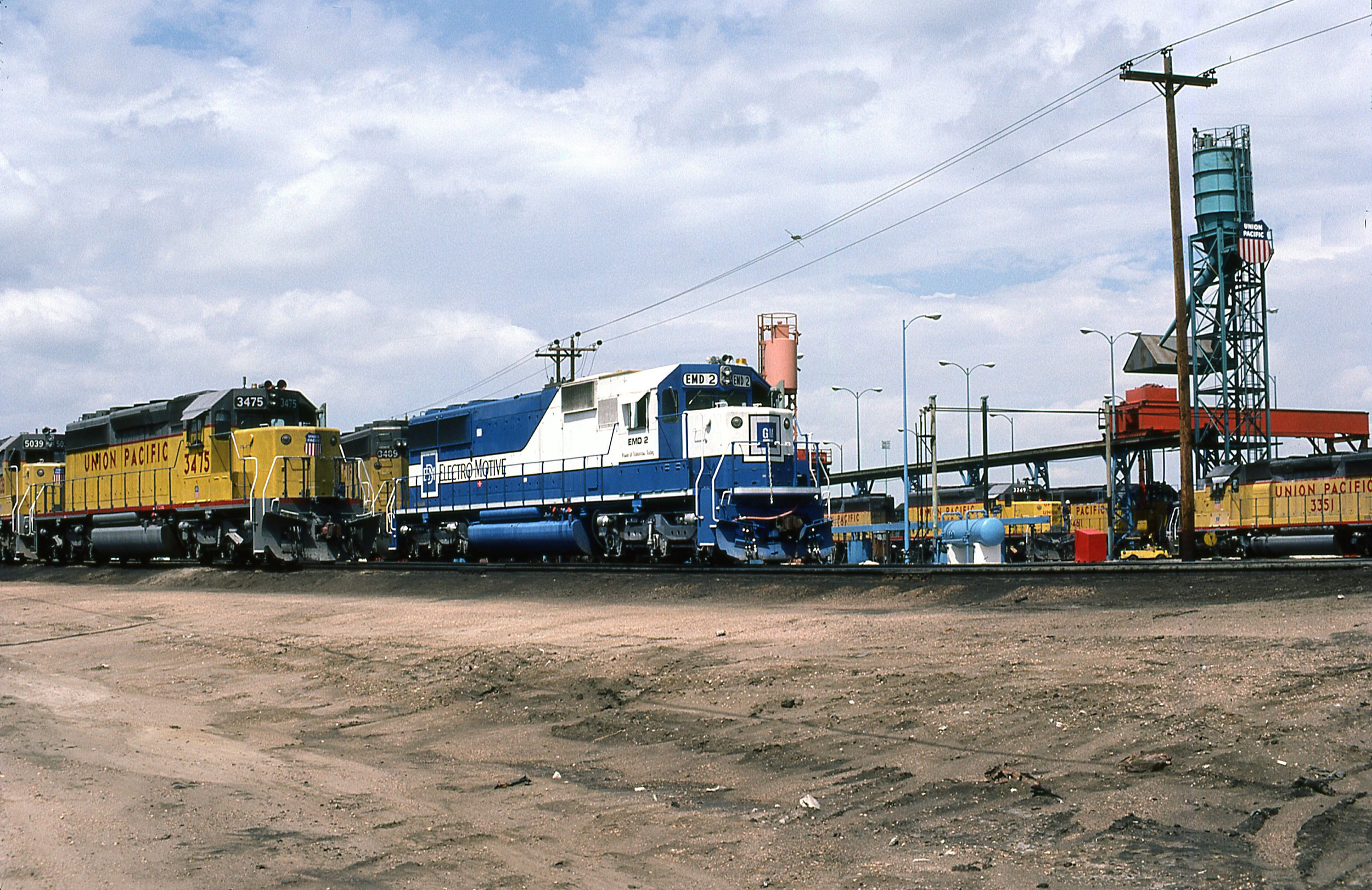 Lanes Trains S Scale EMD SD60 EMD 2 Demo